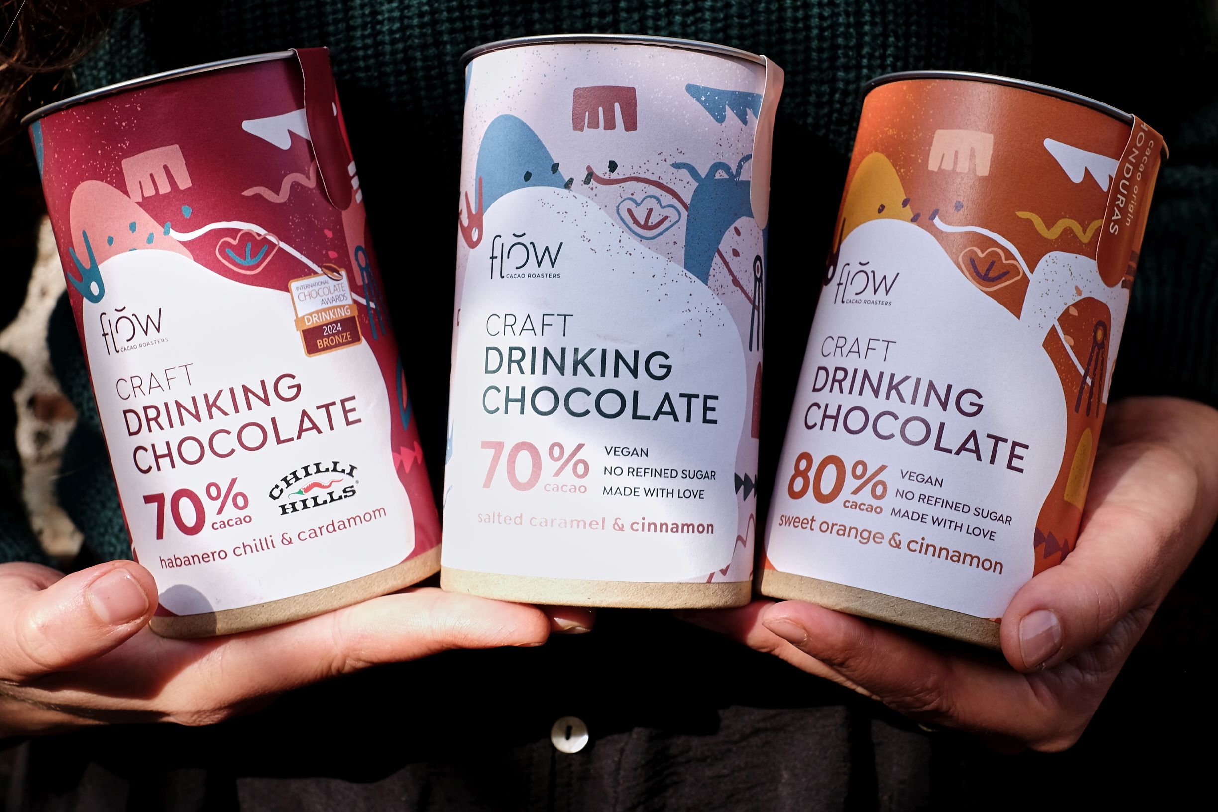 Ciocolată caldă cu caramel sărat și scorțișoară Ceylon 70% cacao - 200g ...